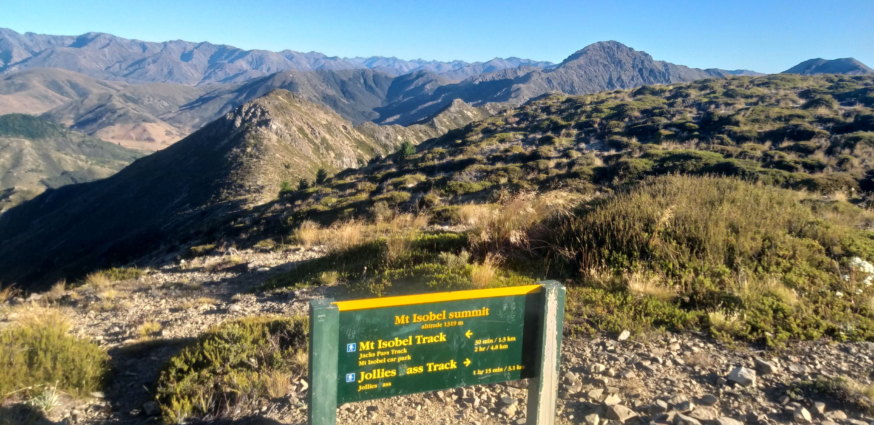Mt Isobel Long Loop, Canterbury - Trails Photo Gallery - Wild Things