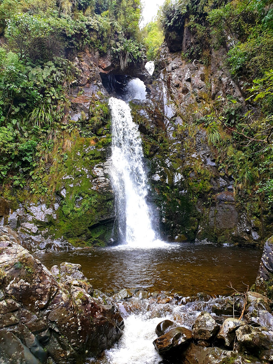 Mt Nimrod Easement Track, Canterbury - Trails Photo Gallery - Wild Things