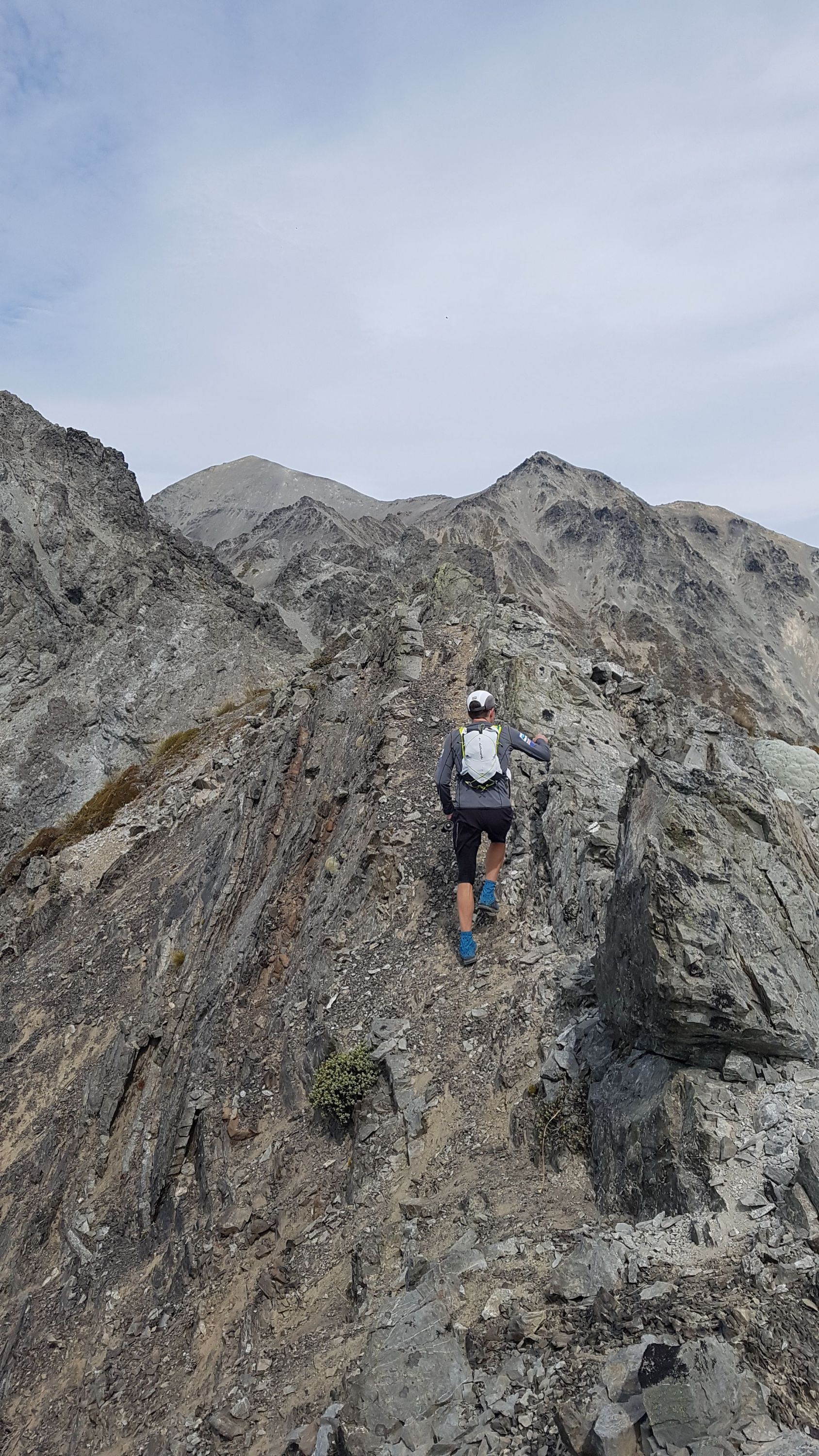 Torlesse Traverse , Canterbury - Trails Photo Gallery - Wild Things