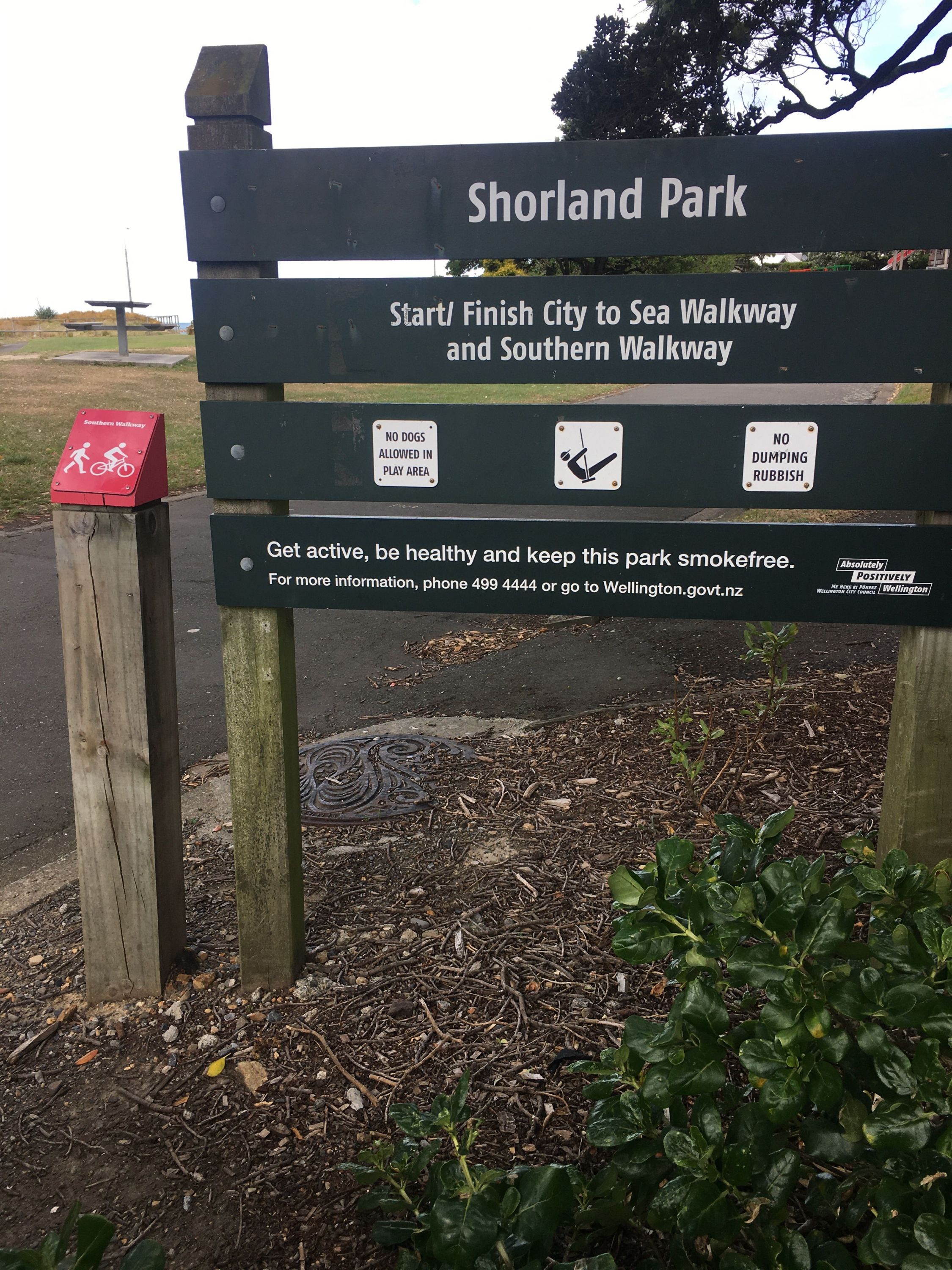 Southern Walkway, Wellington - Trails Photo Gallery - Wild Things