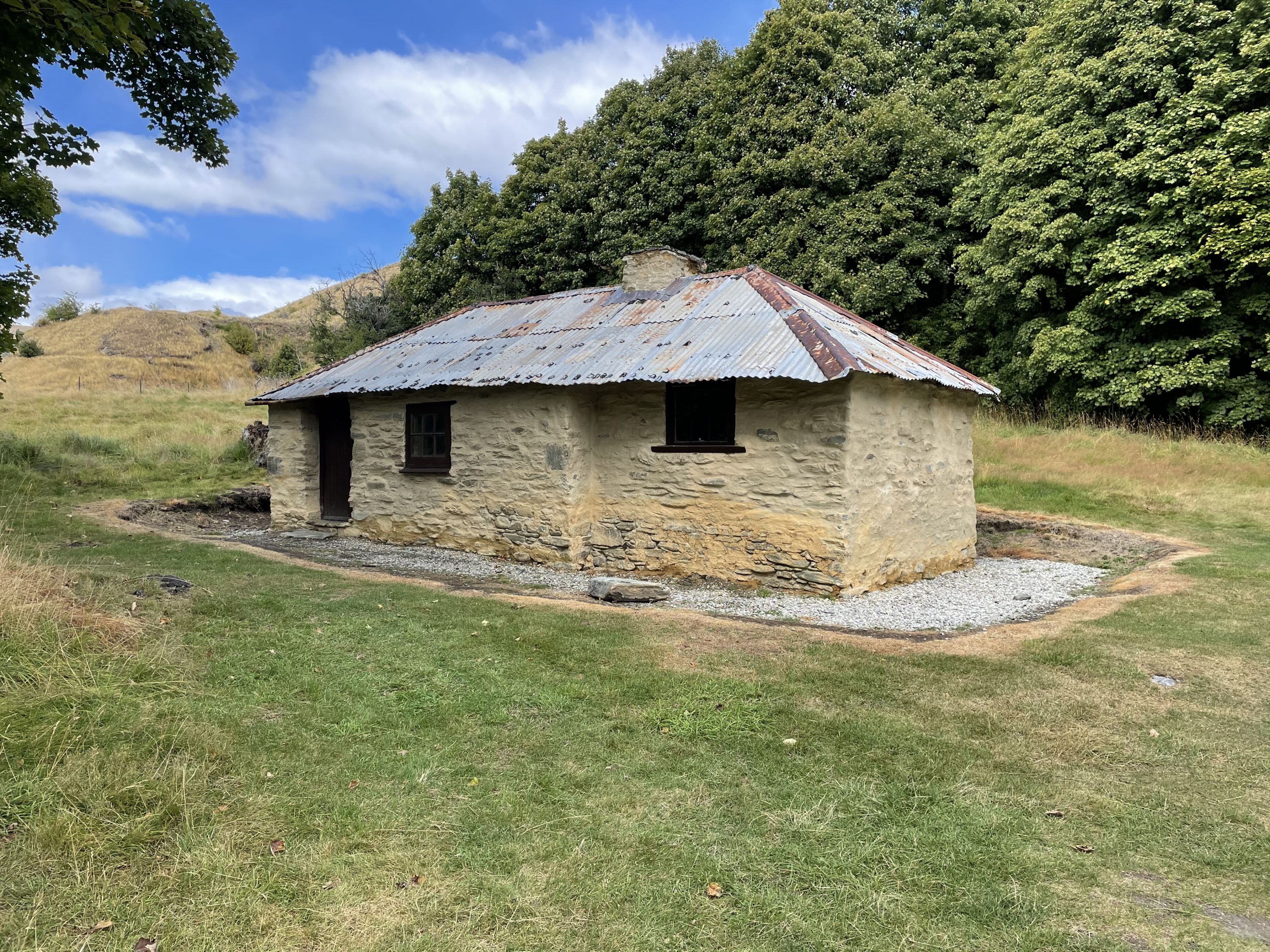 Macetown, Otago - Trails Photo Gallery - Wild Things